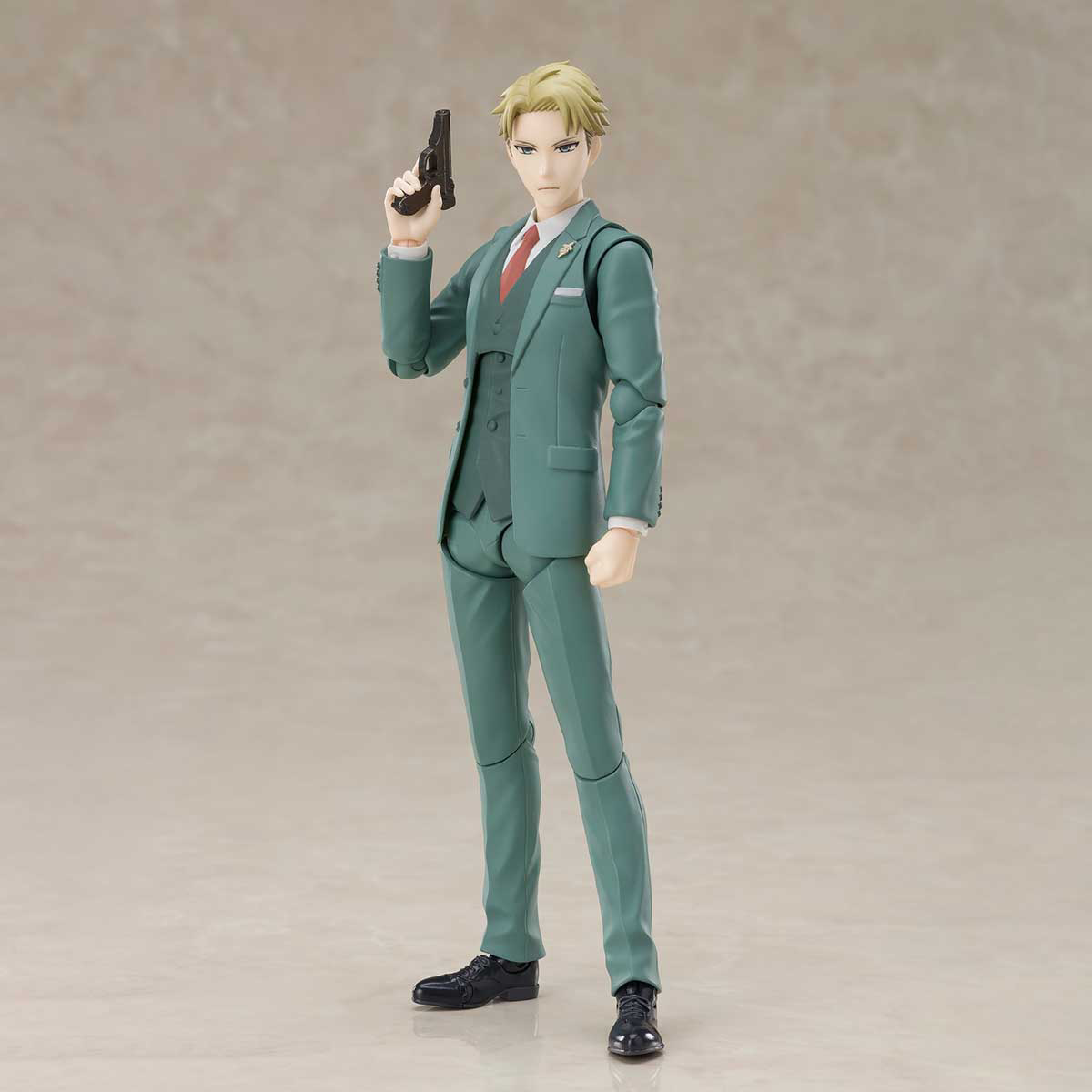 Bandai Tamashii Nations S.H.Figuarts Loid Forger Spy X Family